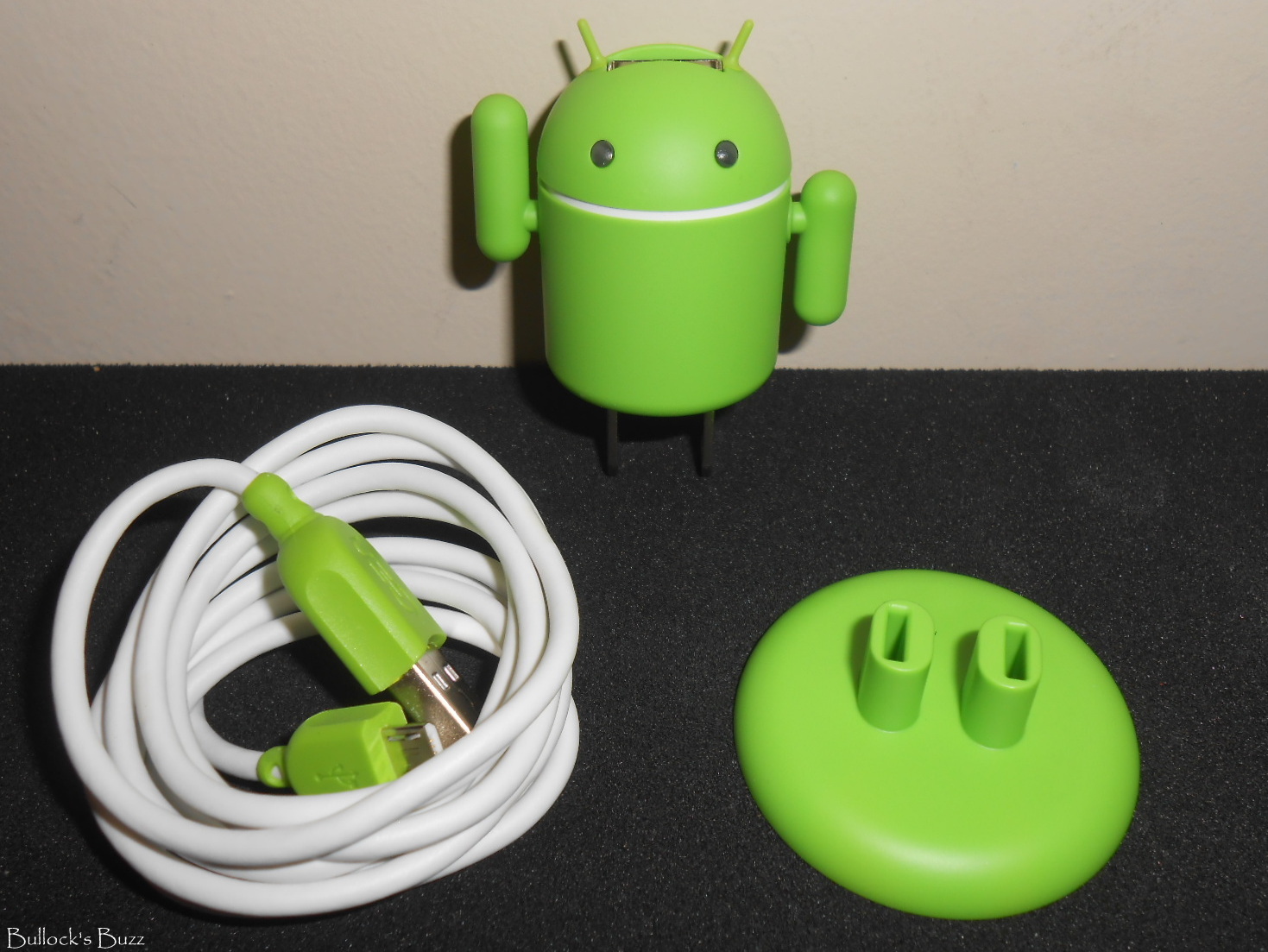 Andru The Robot USB Cell Phone Charger Review - Bullock's Buzz