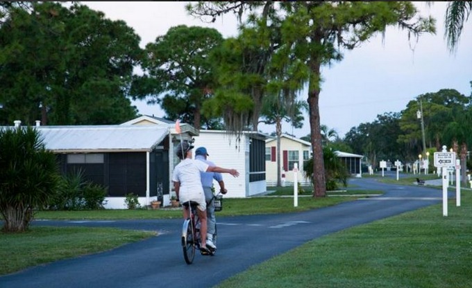 Sun-N-Fun Resort: Florida Family Vacation Fun! #SunNFun - Bullock's Buzz