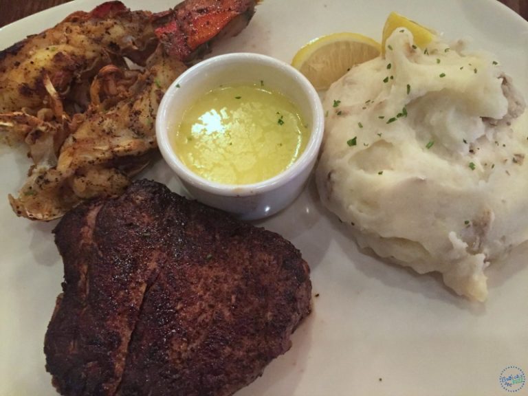 Date Night at Outback Steakhouse - 4 Reasons to Dine Out at Outback