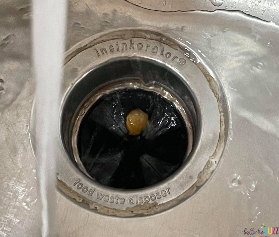 How to Clean Your Kitchen Disposal with Arm and Hammer Garbage Disposal ...