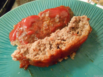 Homestyle Meatloaf Recipe - Quick, Easy and Delicious