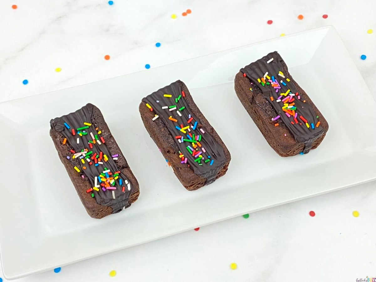 Celebrate National Sprinkle Day with Entenmann's Minis Sprinkled Iced ...