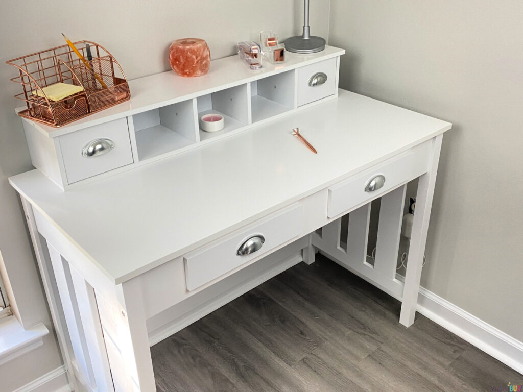Yaheetech Writing Computer Desk Review - White Desk - Bullock's Buzz