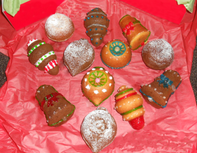 Festive Christmas Ornament Cakes - Bullock's Buzz