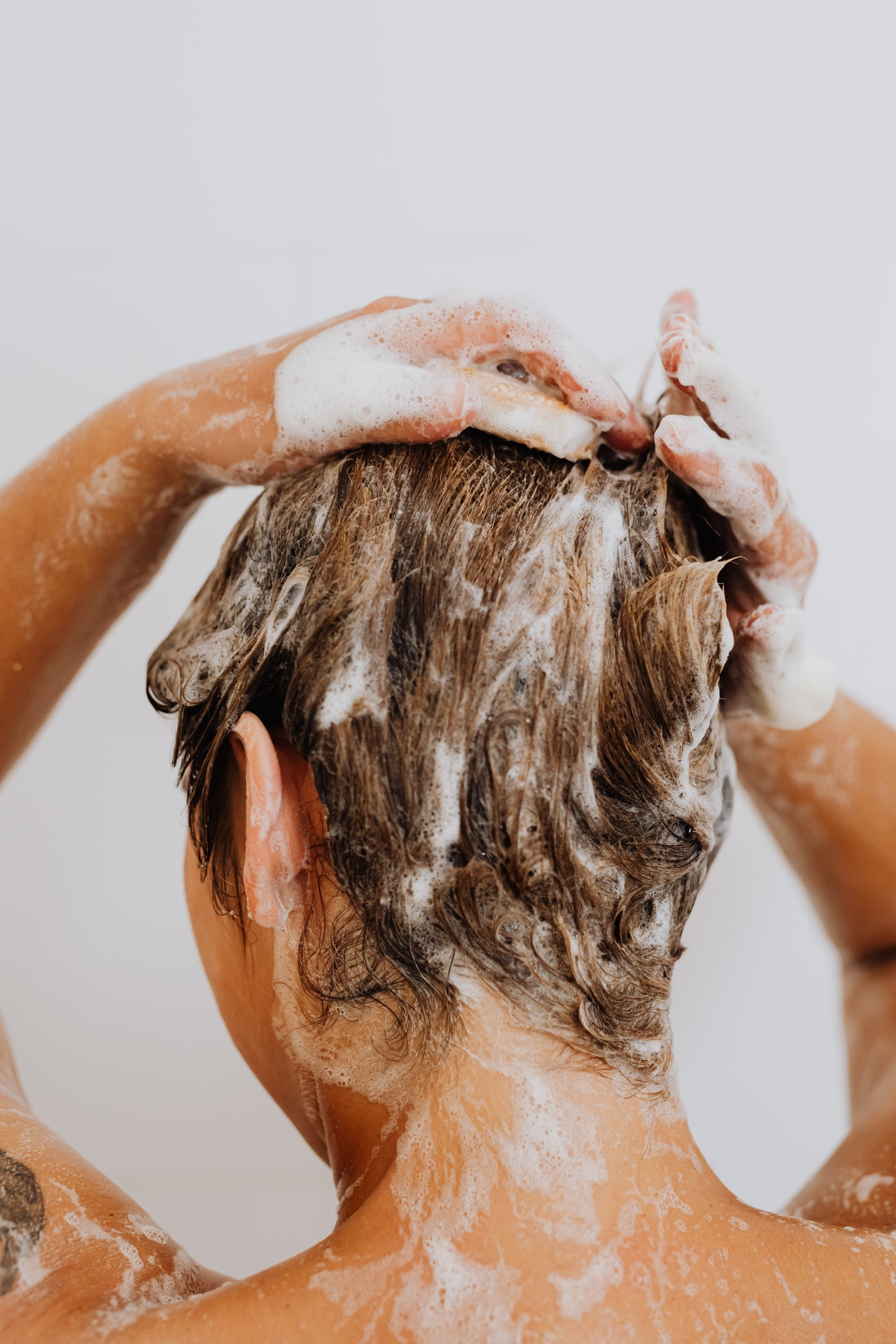 Simple Alternatives to Using Shampoo - Bullock's Buzz