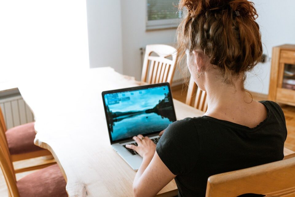 How to Keep Up with Homework While on Break - Bullock's Buzz
