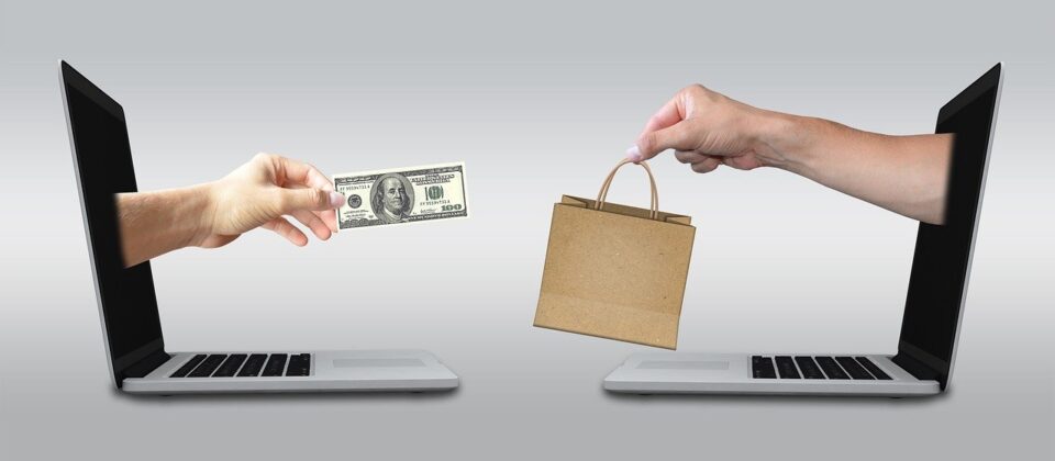 5 Tips on Buying Sports Shoes Online - Bullock's Buzz