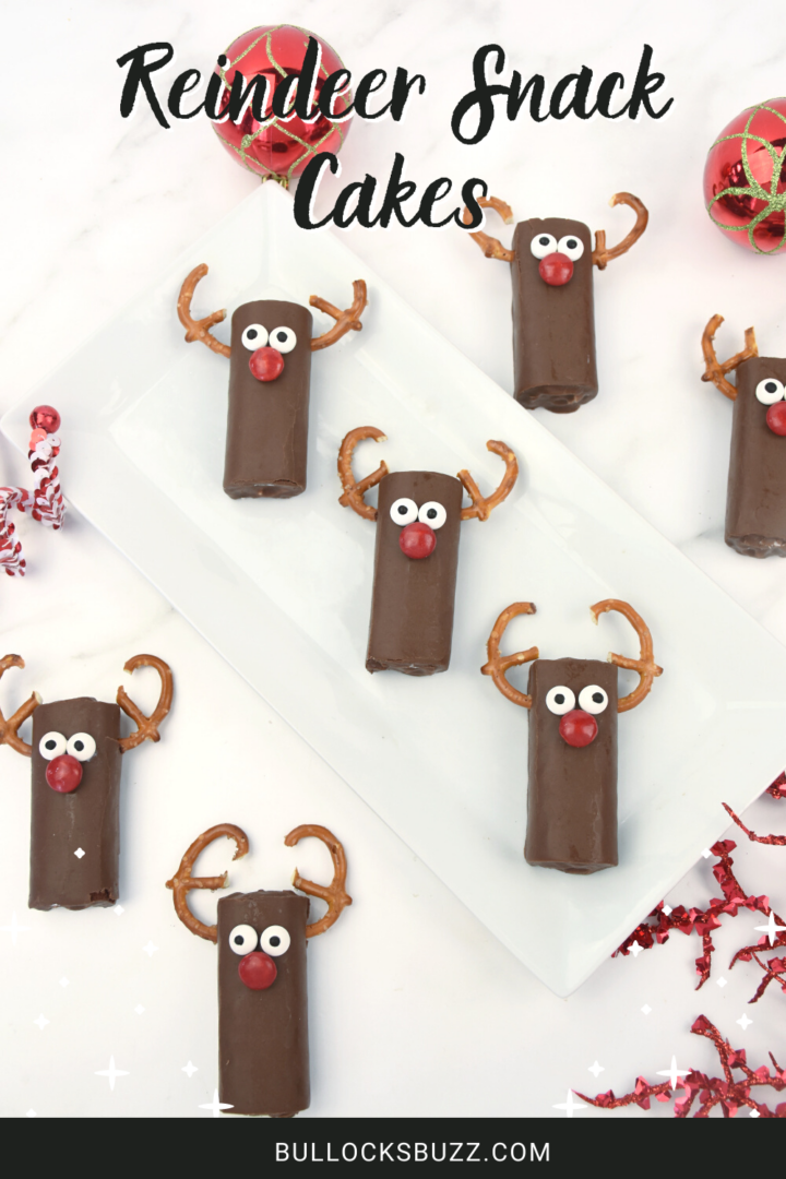 Reindeer Snack Cakes - Quick and Easy Holiday Snack Idea - Bullock's Buzz