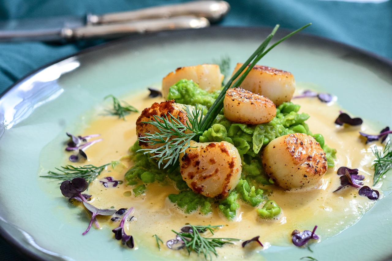 Mastering the Art of Cooking Perfect Scallops - Bullock's Buzz